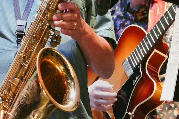 Zoom Tunes virtual jam session | 93.9 & 101.5 The River